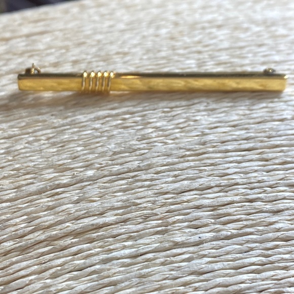 Monet | Jewelry | Signed Monet Gold Bar Brooch Pin | Poshmark